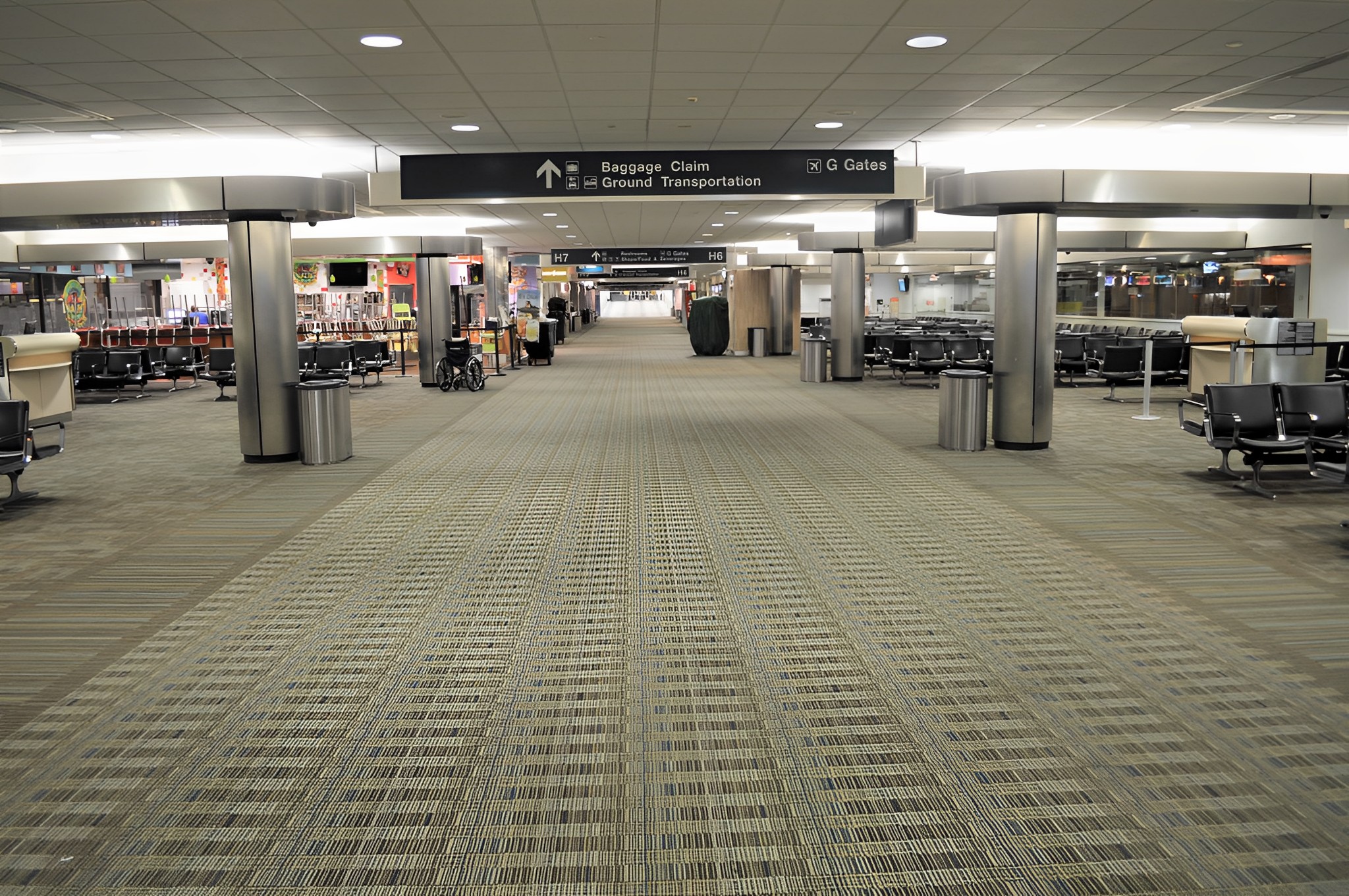 FLL Terminal 4 Interior Renovations - Justin Architects